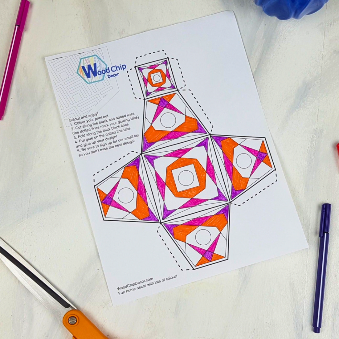 Vibrant Pyramid Printable – Wood Chip Decor